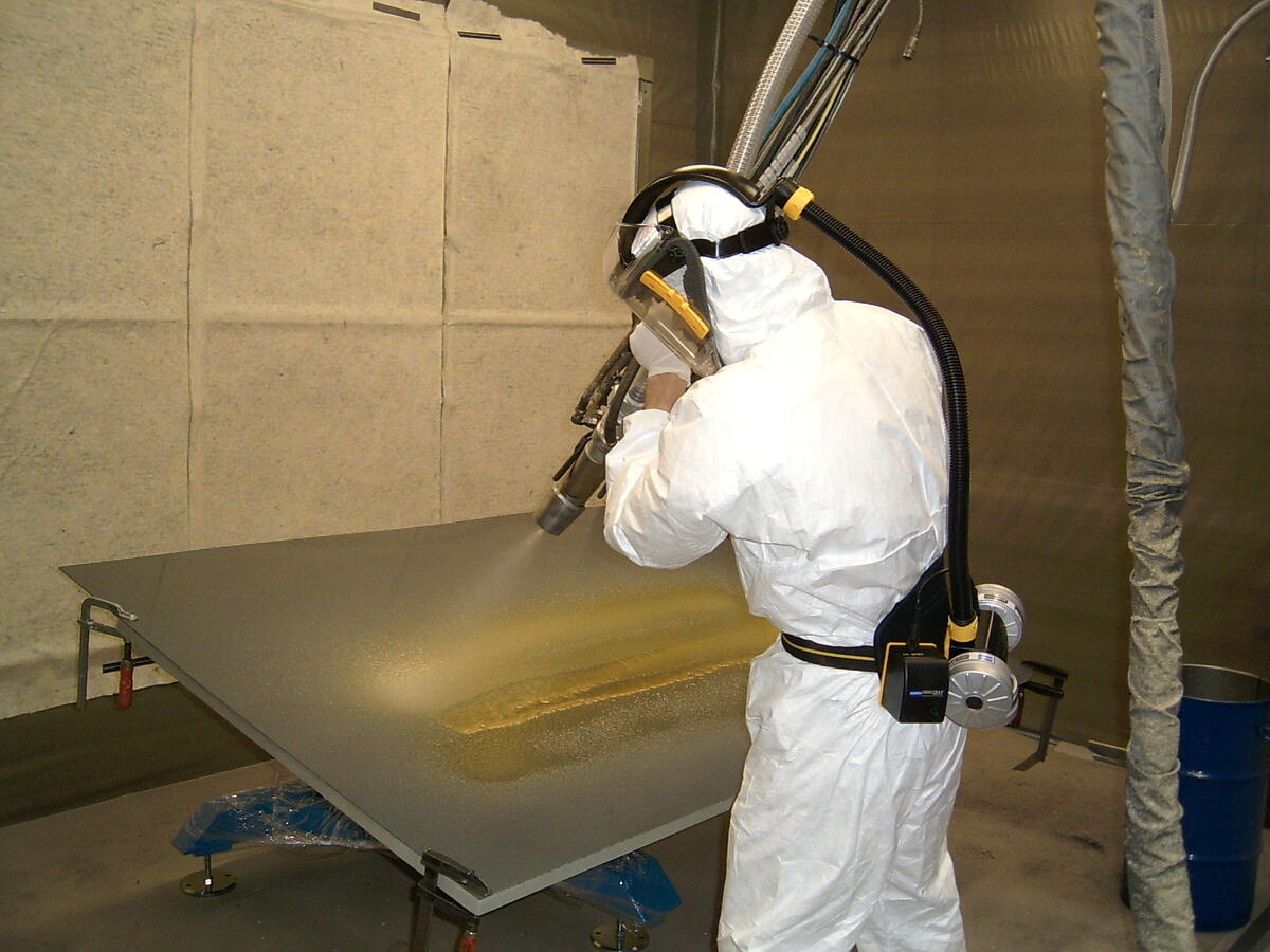 Kunststoffe umweltfreundlich verarbeiten - Sprühen ohne Styrol und ...